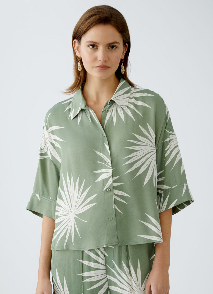 Oui Women's Palm Print Blouse – Channers